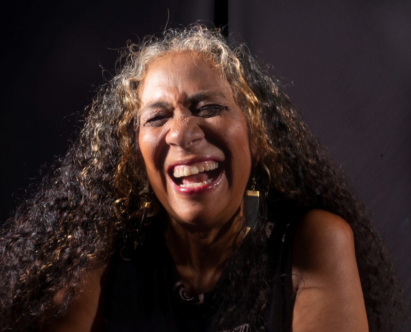 devorah major – quiet lightning